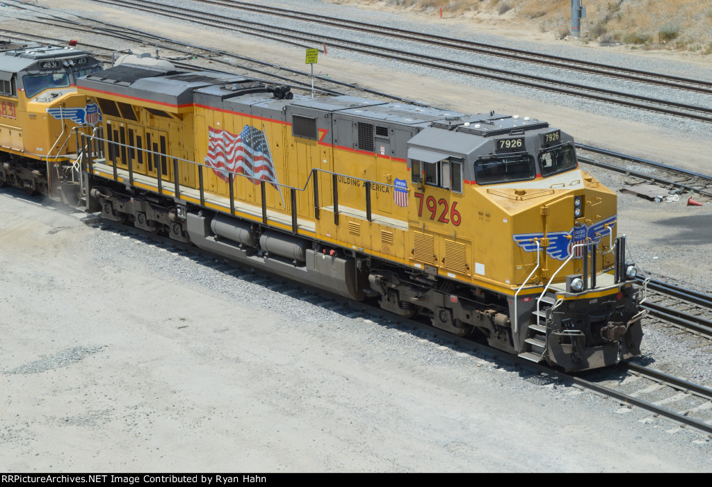 UP 7926 with a good Mix of UP Power